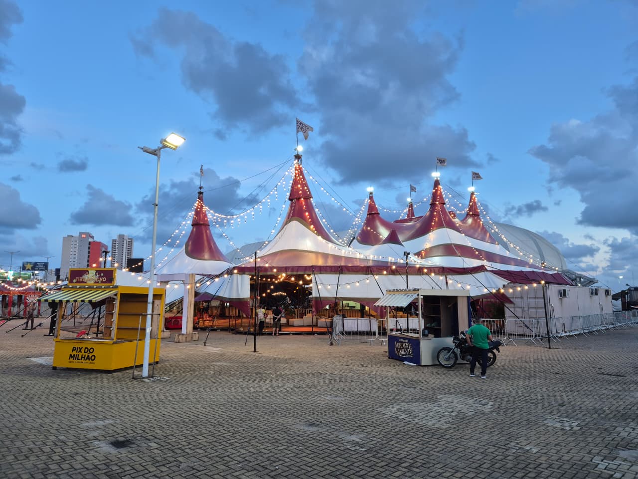 Circo do Tirú estreia na Casa de Apostas Arena das Dunas com Tirulipa ...